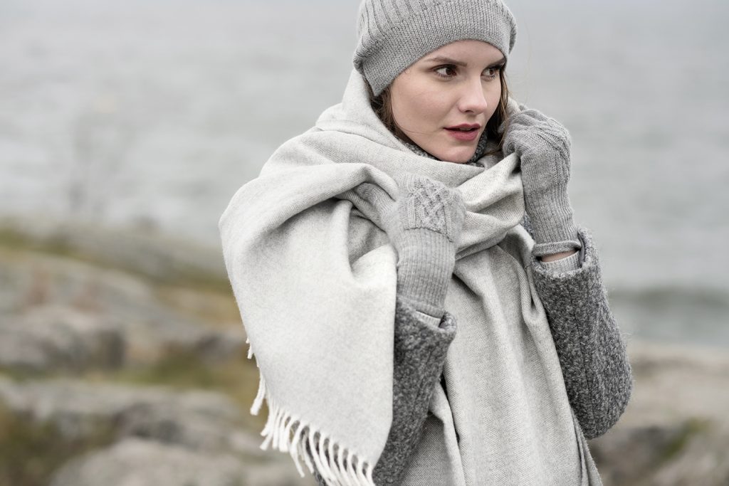 BABY ALPACA HERRINGBONE THROW/ SHAWL - Nordic Swan Living